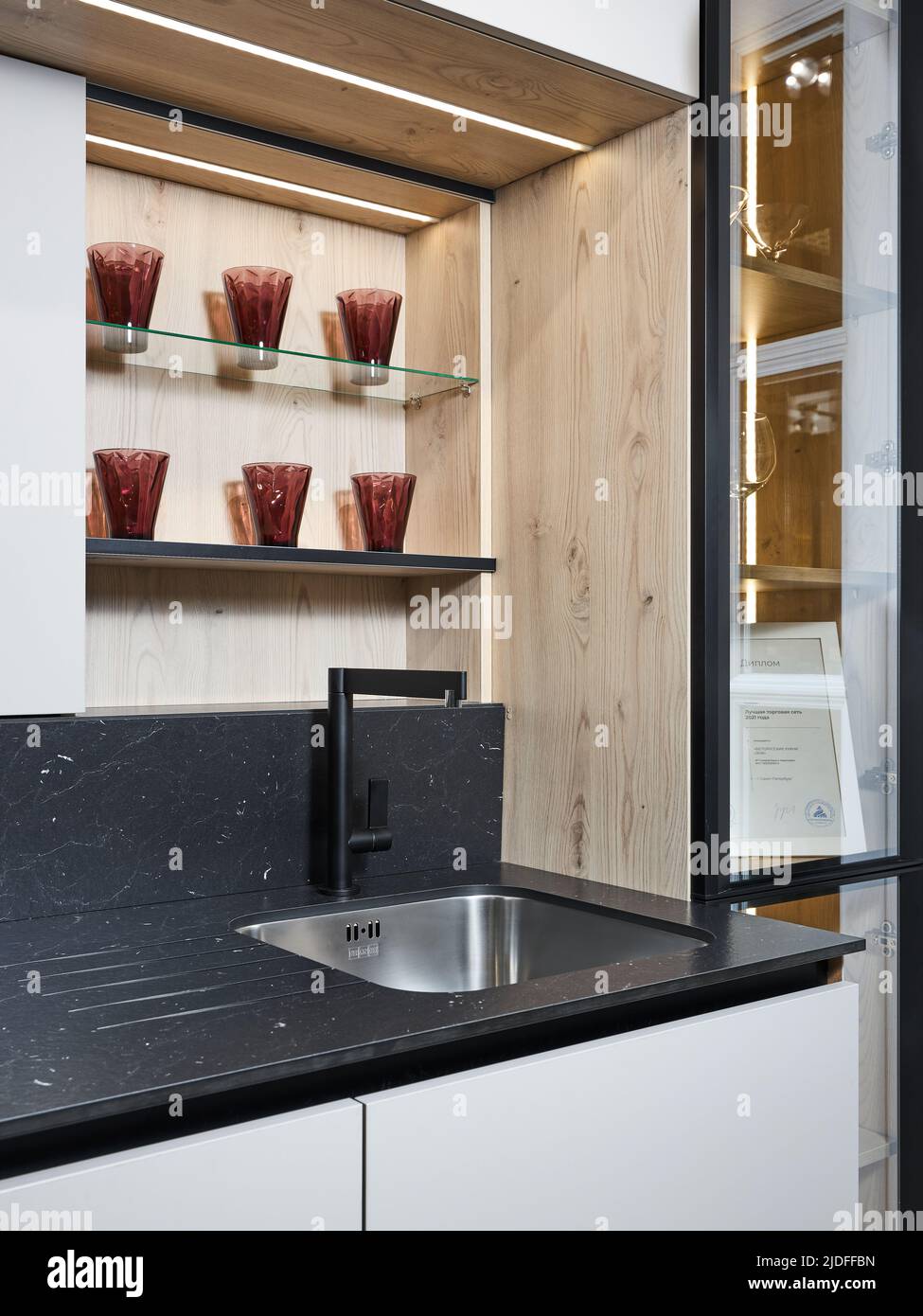 Promotional photograph of a kitchen using flash Stock Photo - Alamy