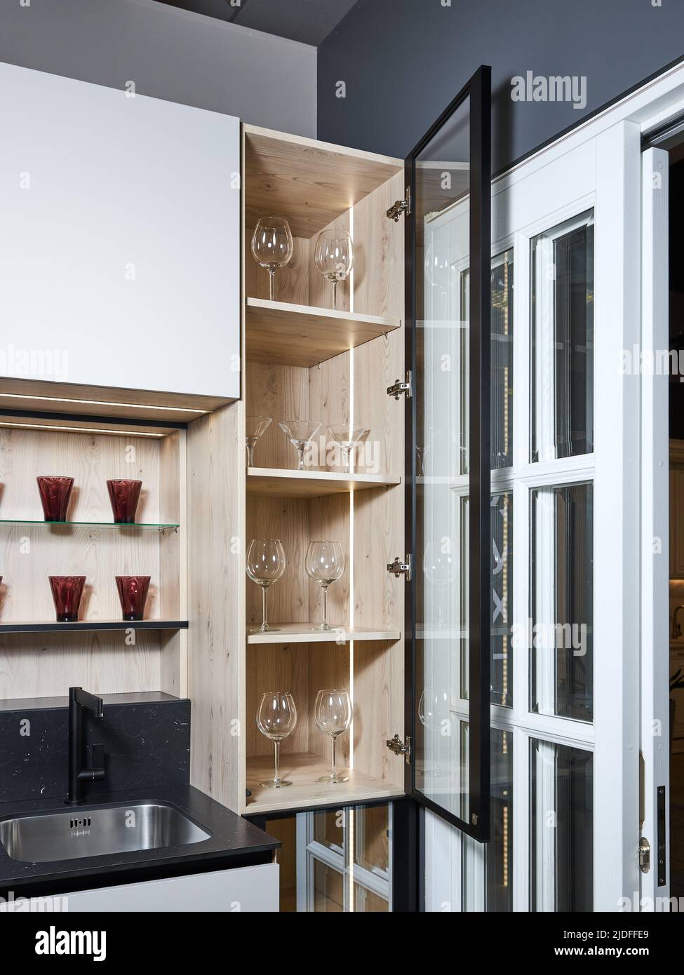 Promotional photograph of a kitchen using flash Stock Photo - Alamy