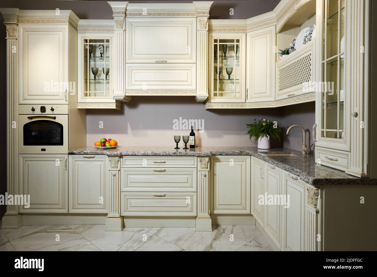 Promotional photograph of a kitchen using flash Stock Photo - Alamy