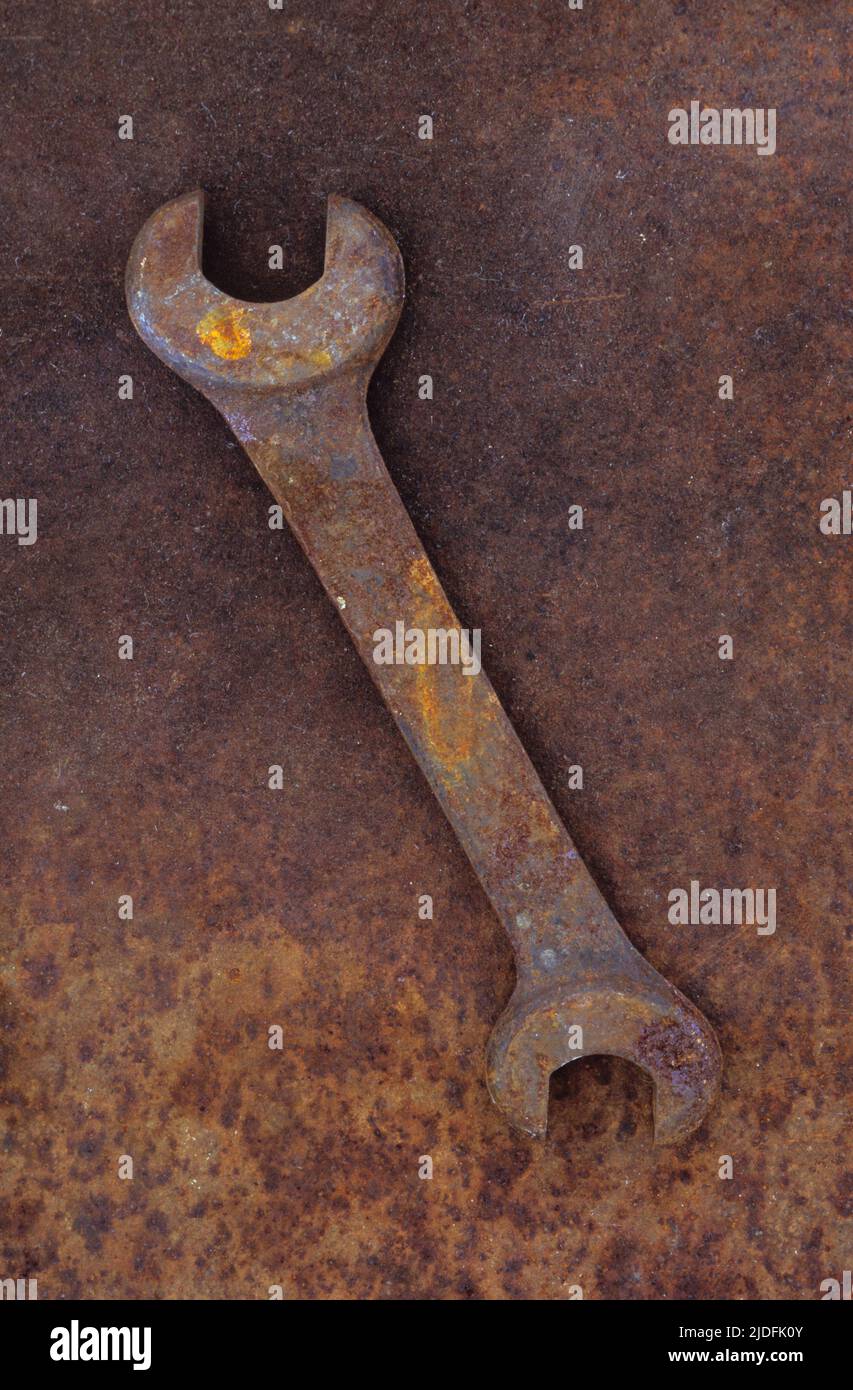 Vintage mechanics tools wrench hi-res stock photography and images - Alamy