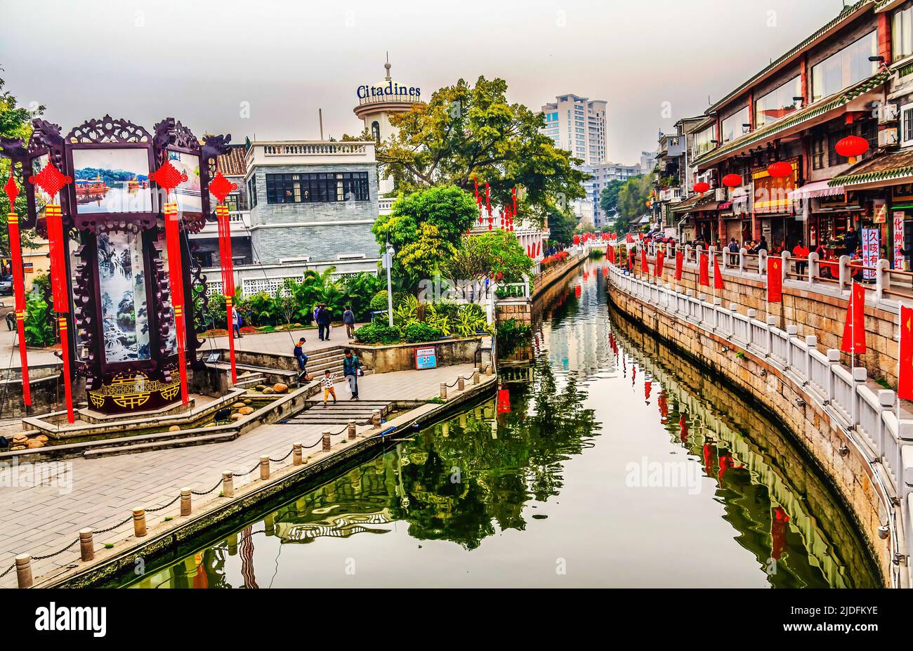Canal Bridge Walking Street Lychee Bay Tourist Shops Luwan Guangzhou ...