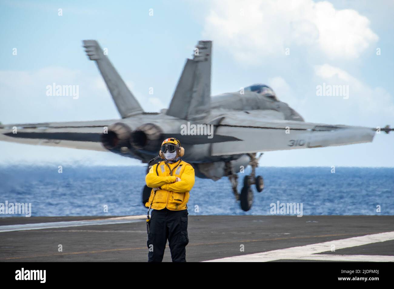 Strike fighter squadron vfa 115 launch hi-res stock photography and ...