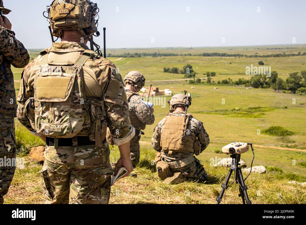 Joint Terminal attack controllers (JTAC) Marines with All-Domain ...