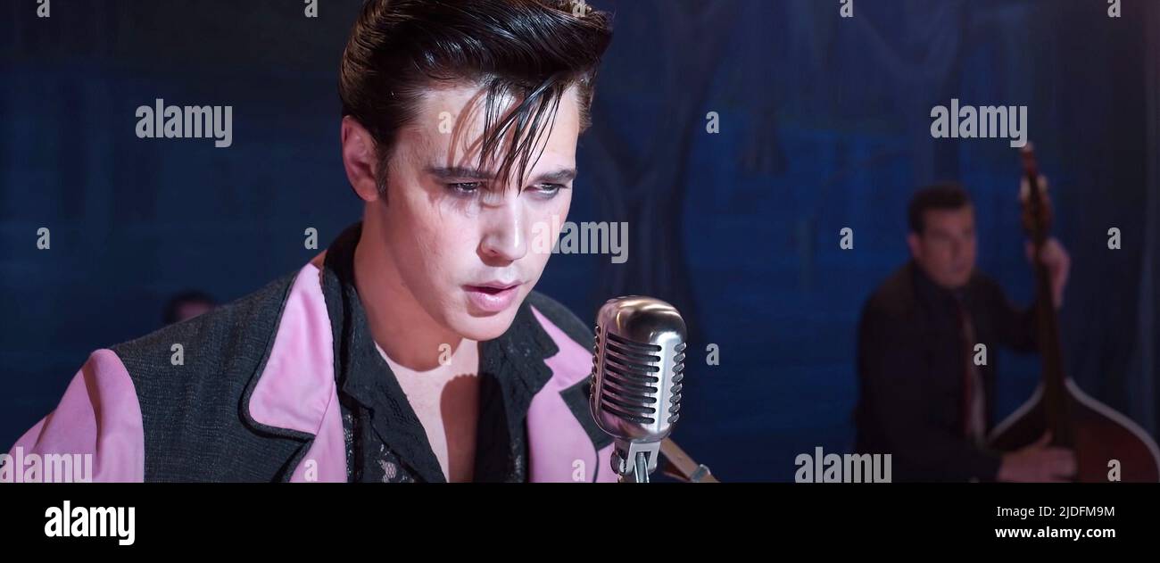 ELVIS, Austin Butler as Elvis Presley, 2022. © Warner Bros. / courtesy ...