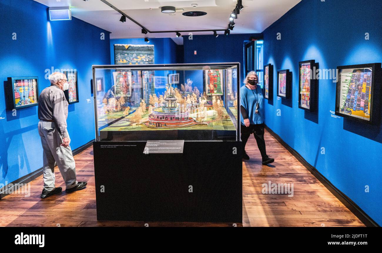 Hundertwasser Art Centre The Art Centre is an original Hundertwasser ...