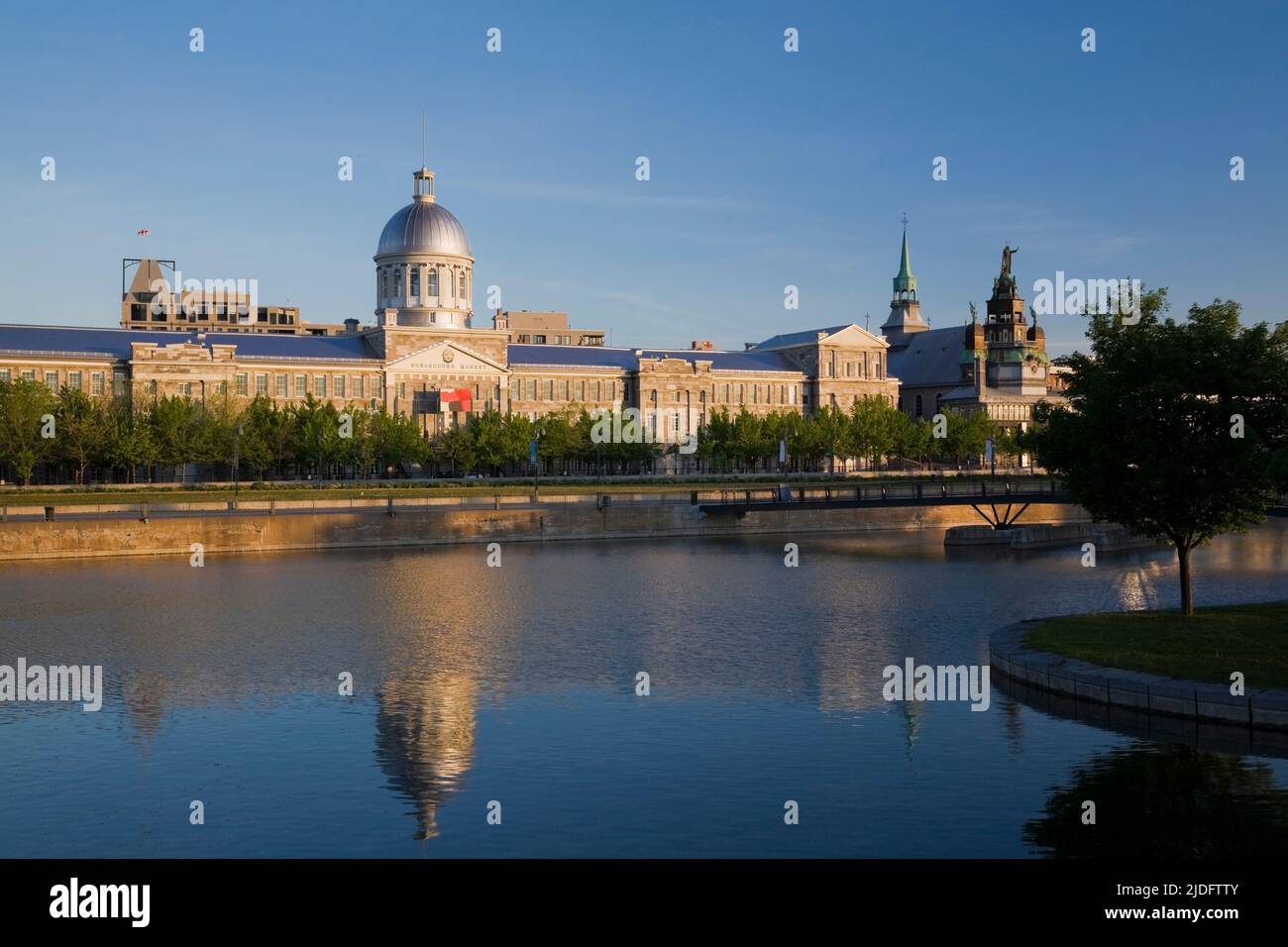 Bonsecours Market and Bonsecours basin at sunrise, Old Port of Montreal ...
