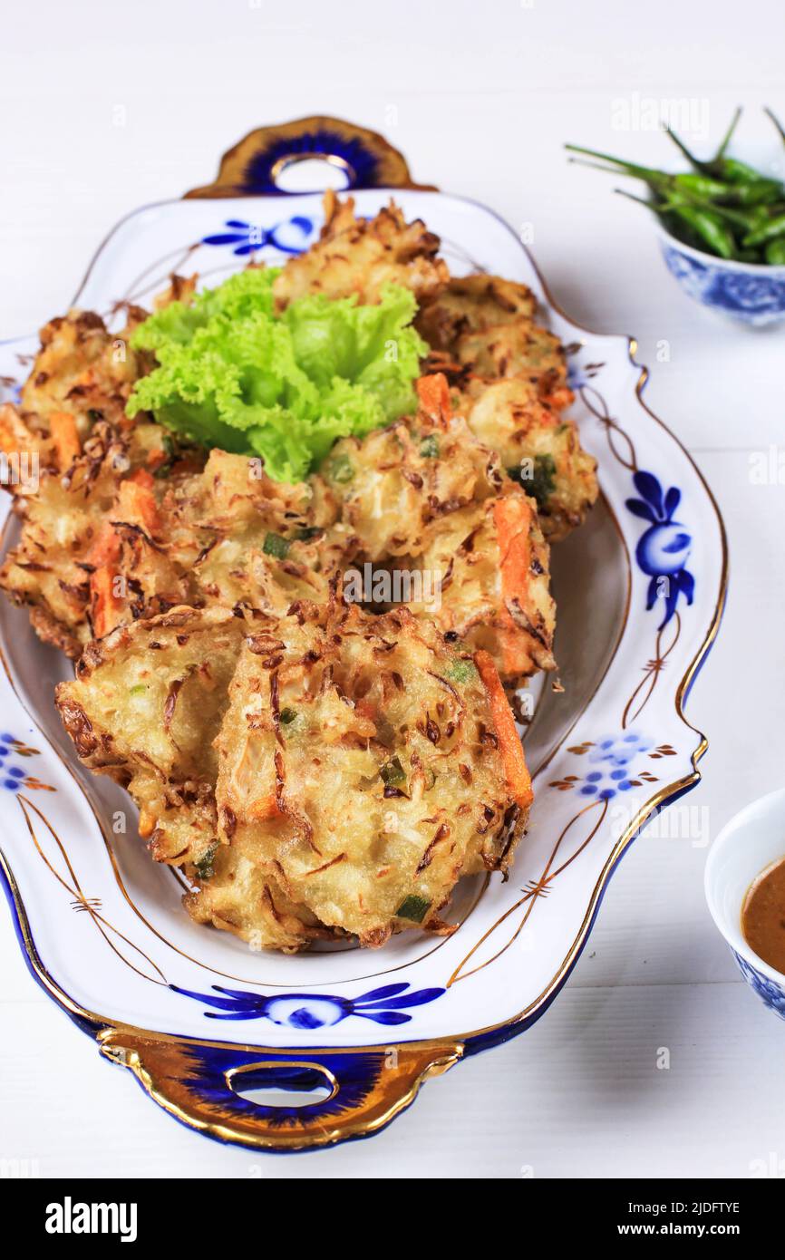 Bala-bala or Bakwan Vegetable Fritter, Traditional Indonesian Snack ...