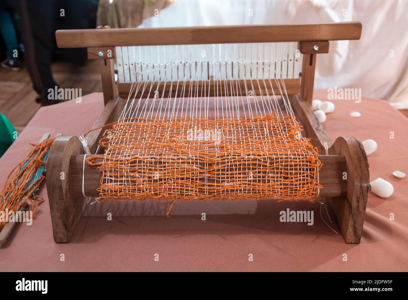 Loom machine hi-res stock photography and images - Alamy