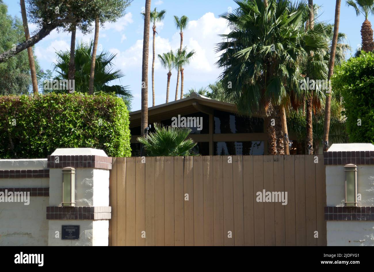 Harpo marxl hi-res stock photography and images - Alamy