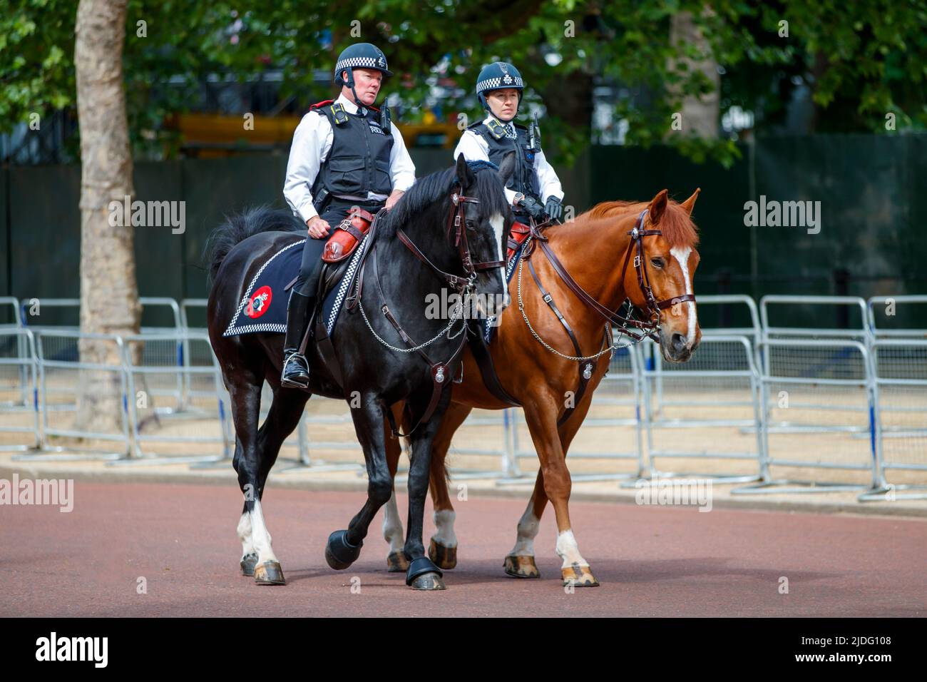 Royal military police uniform hi-res stock photography and images - Alamy