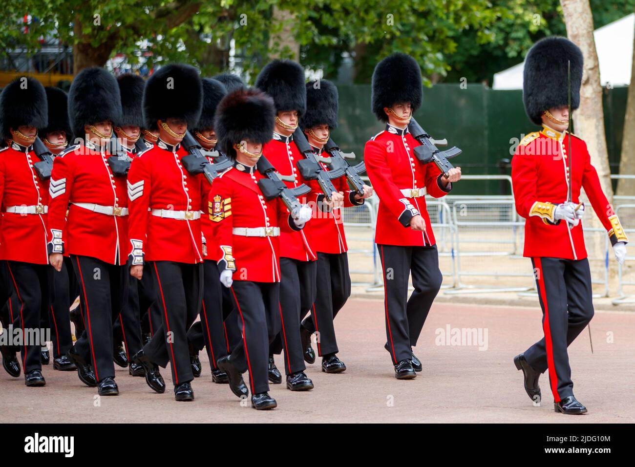 The queens platinum jubilee 2022 in 2022 hi-res stock photography and ...