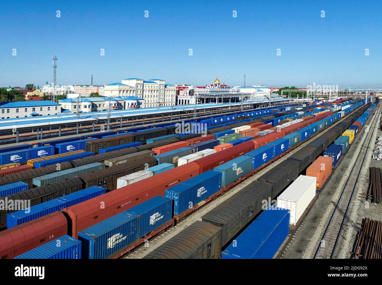 China europe freight trains hi-res stock photography and images - Alamy