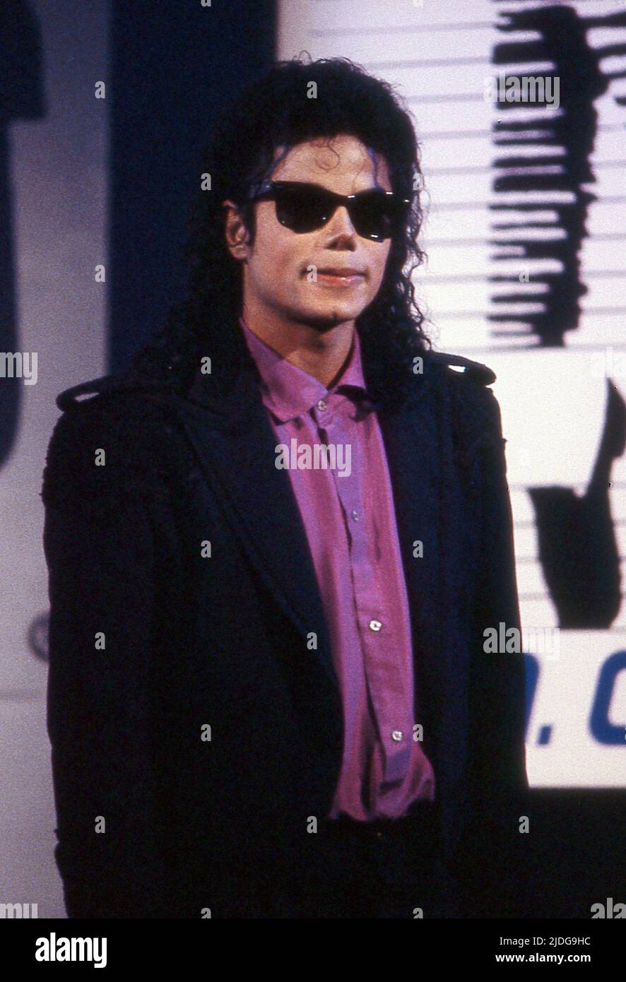 Michael Jackson at the Michael Jackson LA Gear Press Conference ...