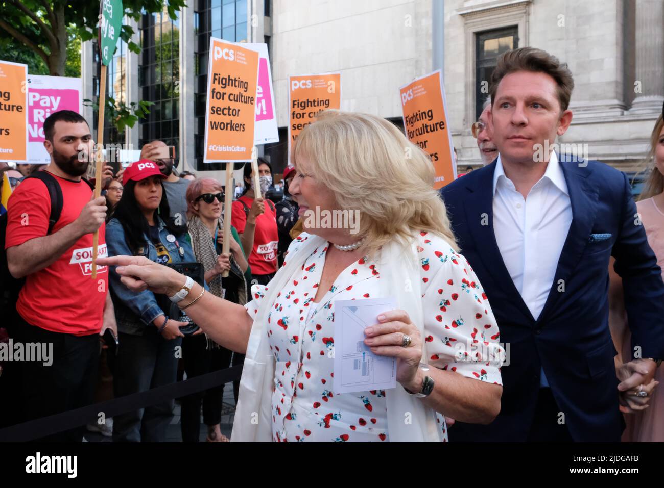 London, UK, 20th June, 2022. Guests, including millionaire property ...