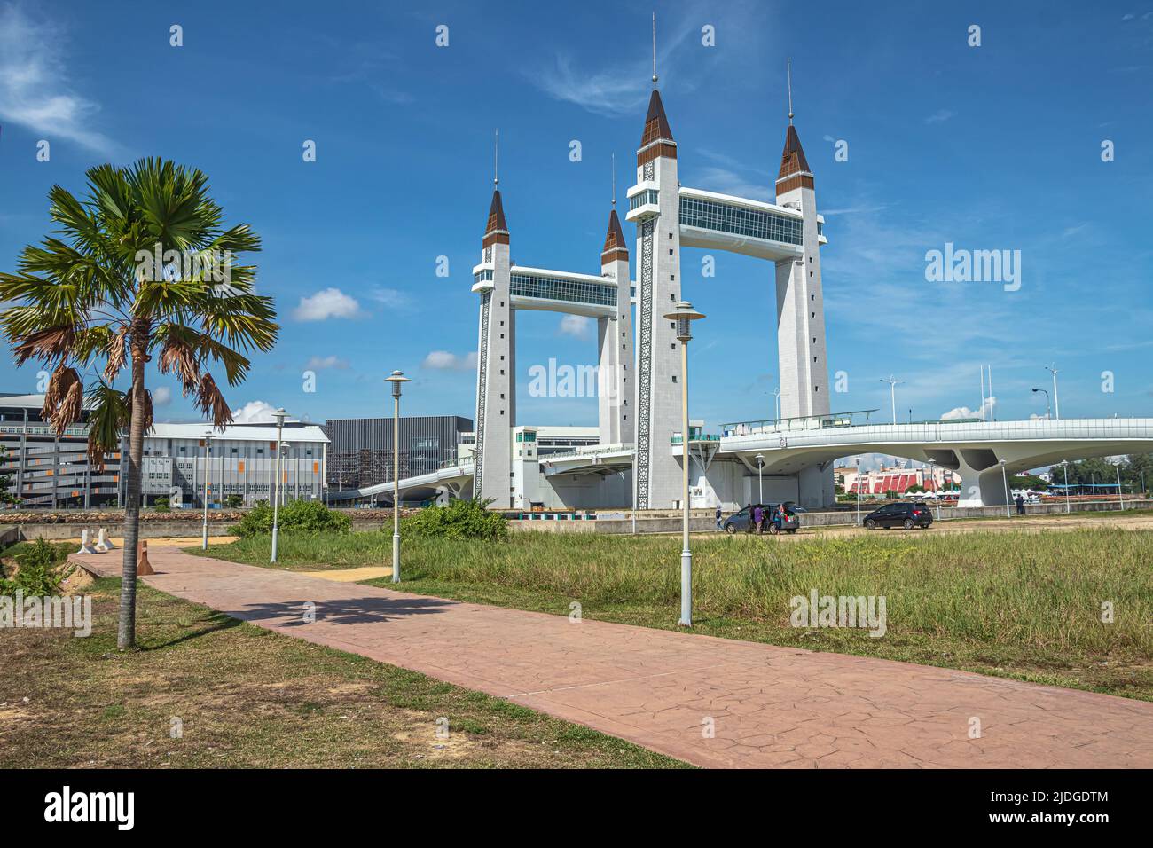 The view of Terengganu Drawbridge as seen from Muara Utara Promenade ...