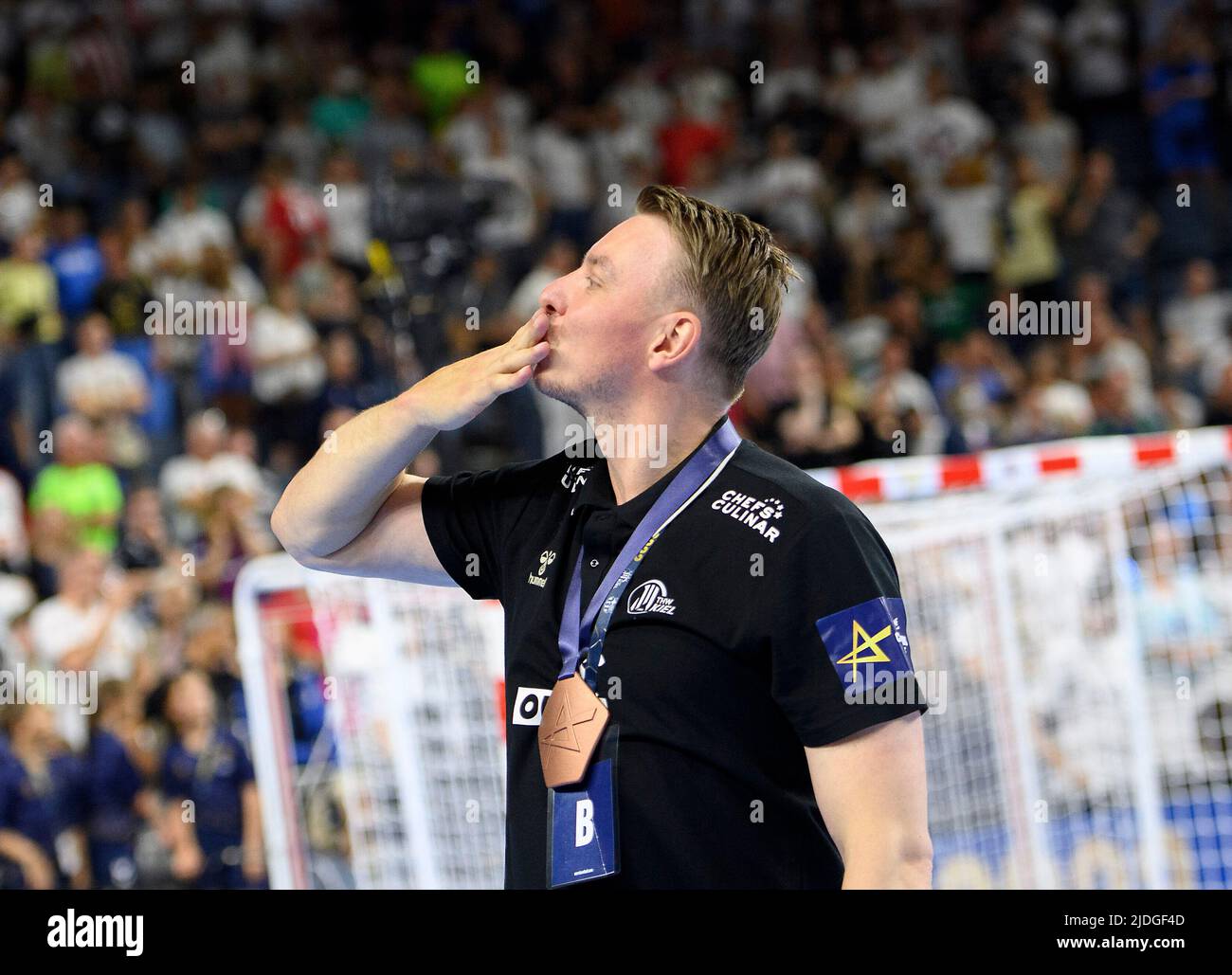 final jubilation Kiel, coach Filip JICHA (KI) throws a kiss, with medal ...
