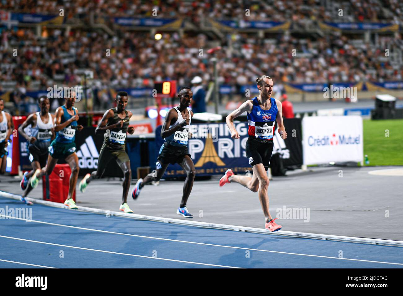 Ben Buckingham and the peloton run (men's 5000m race) during the Wanda ...