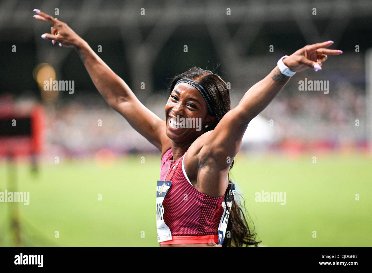 Shelly ann fraser pryce de jamaica hi-res stock photography and images ...