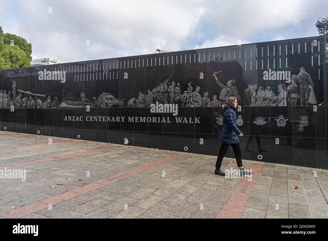 Anzac centenary memorial walk hi-res stock photography and images - Alamy