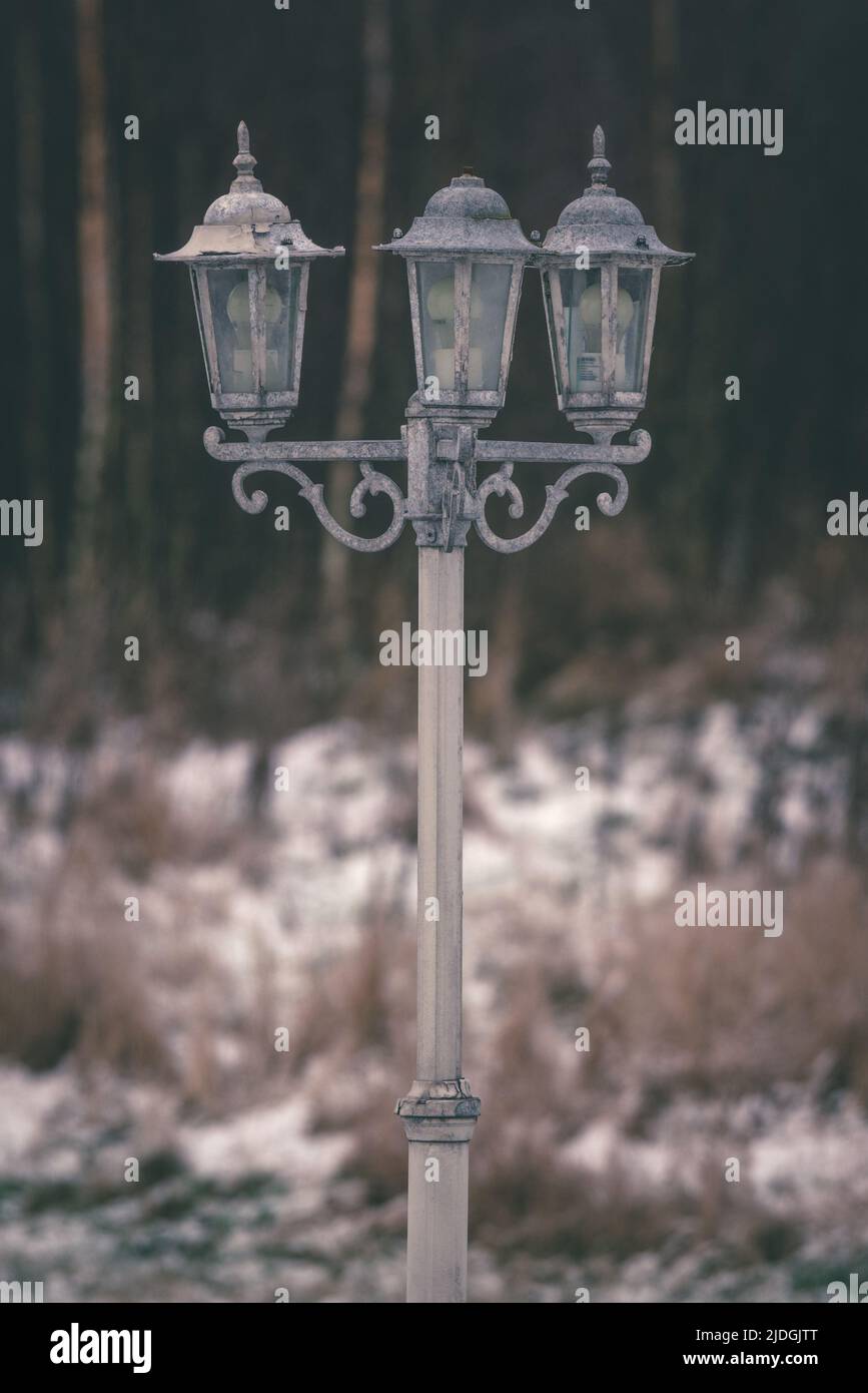Vintage outdoor lamp hi-res stock photography and images - Alamy