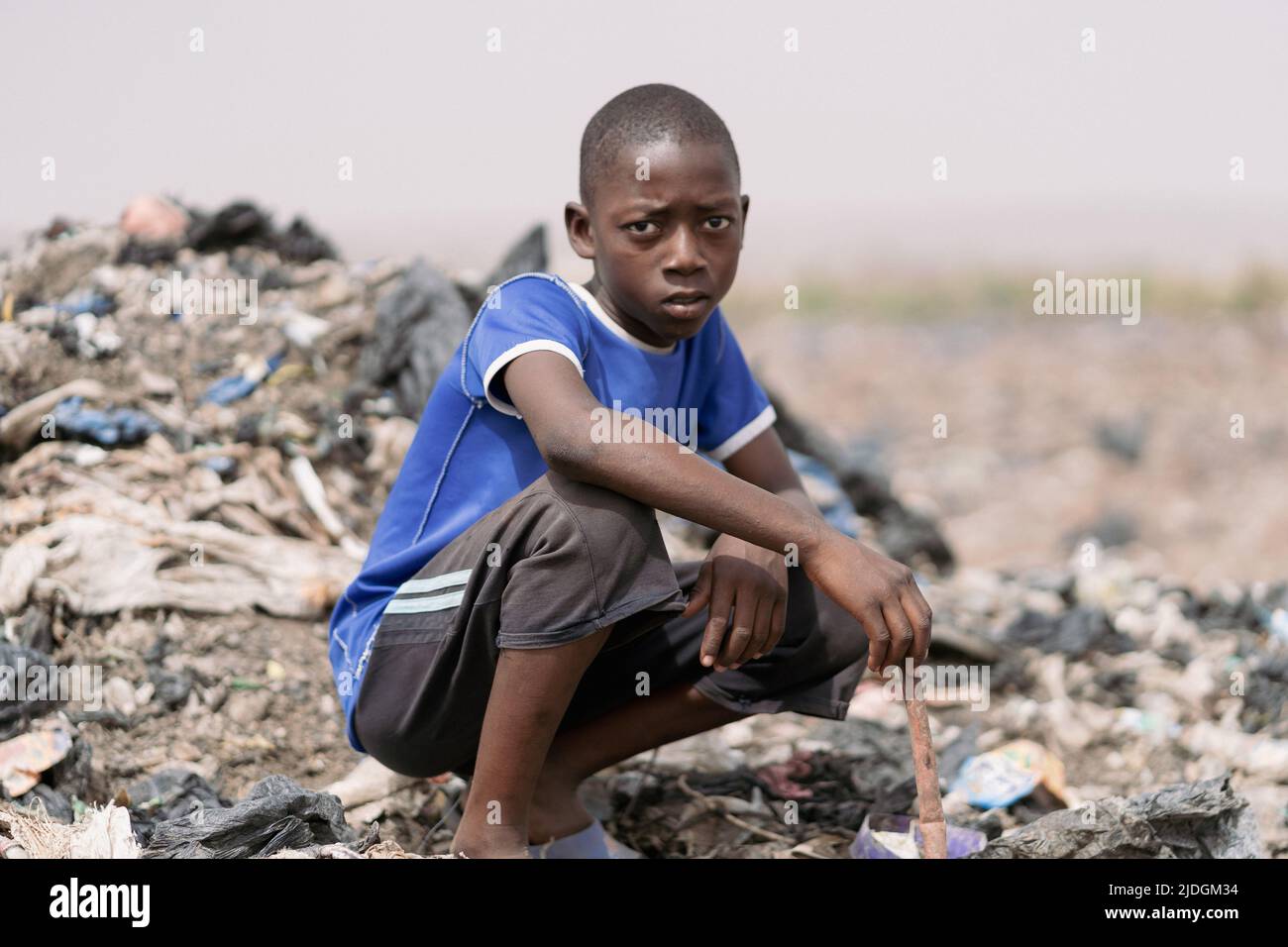 Homeless children youth worker hi-res stock photography and images - Alamy