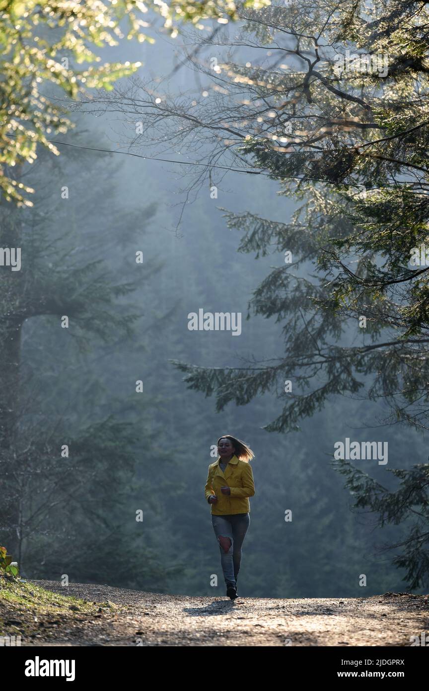 Woman jog mist hi-res stock photography and images - Alamy