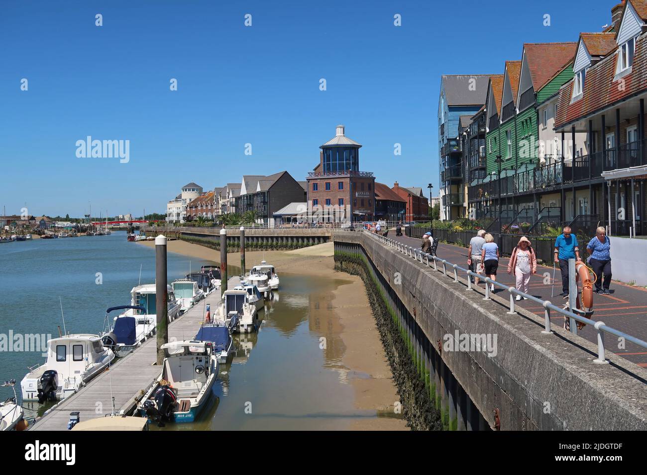 Littlehampton, West Sussex, UK. Recently developed waterfront housing ...