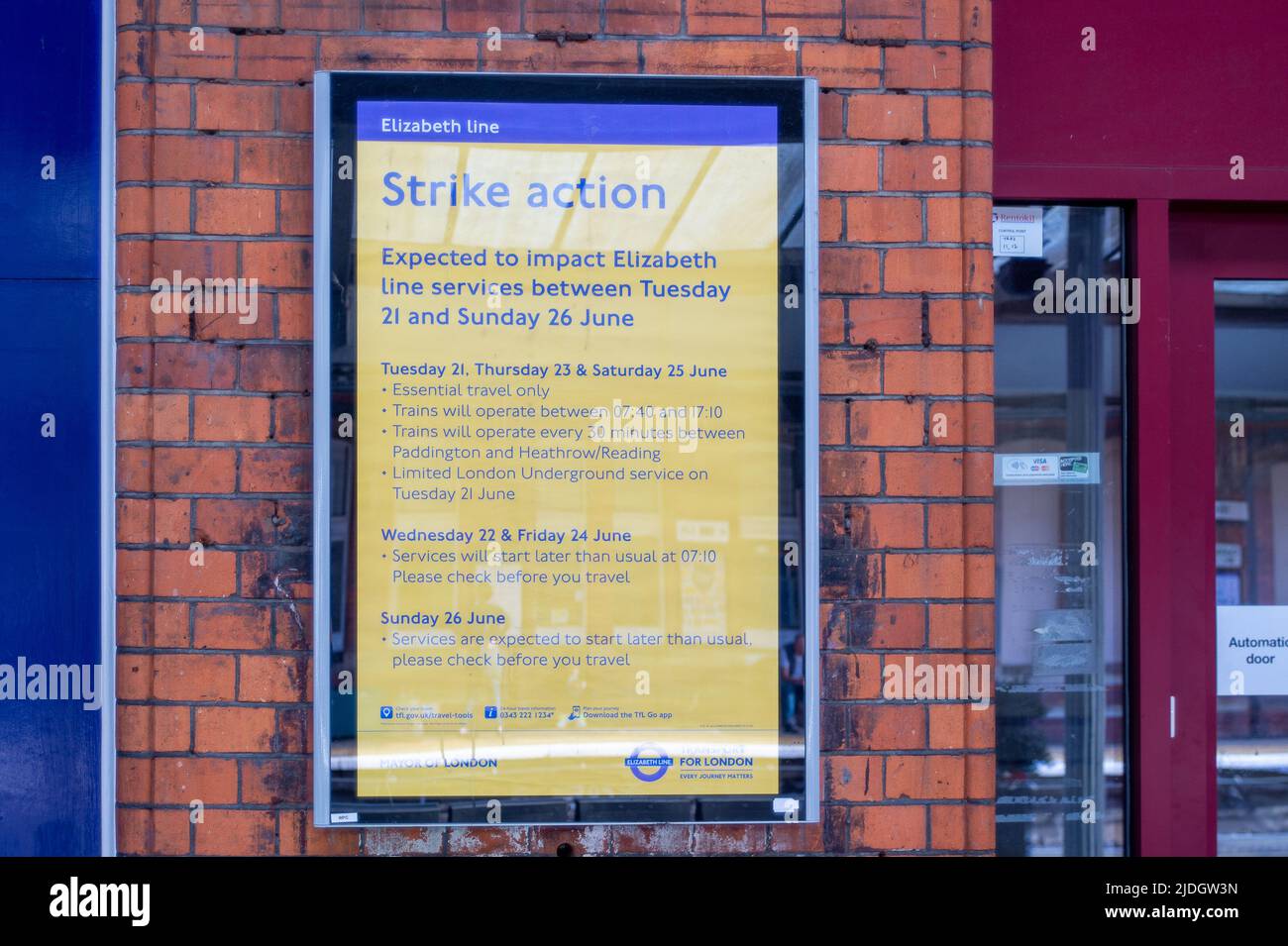 Elizabeth line strike hi-res stock photography and images - Alamy