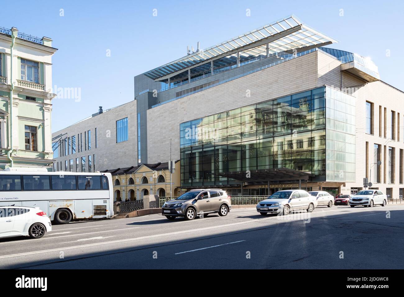 Maryinsky theater city of st petersburg petersburg of russia hi-res stock photography and images ...