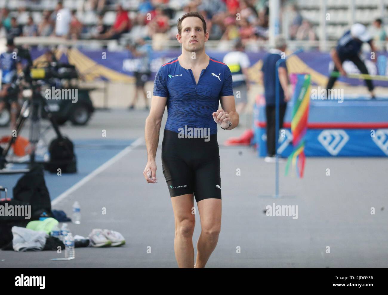 France pole vault hi-res stock photography and images - Alamy