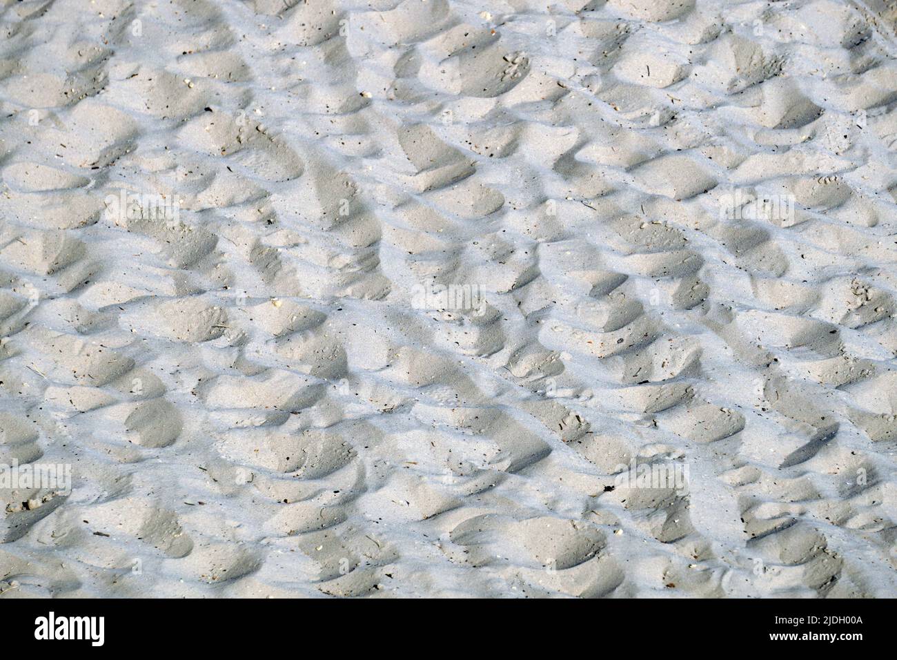 Sand on a beach - view from above Stock Photo - Alamy
