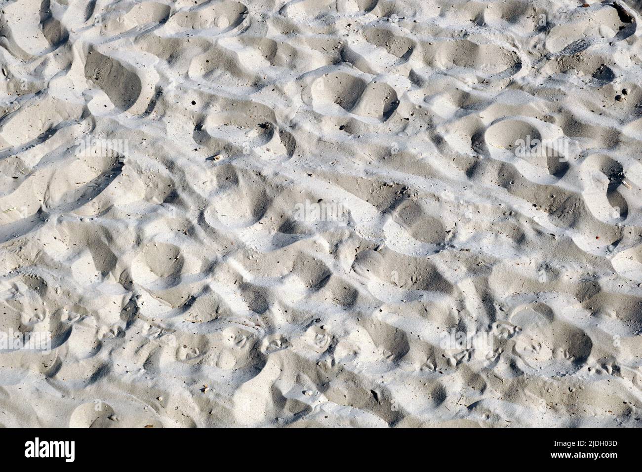 Sand on a beach - view from above Stock Photo - Alamy