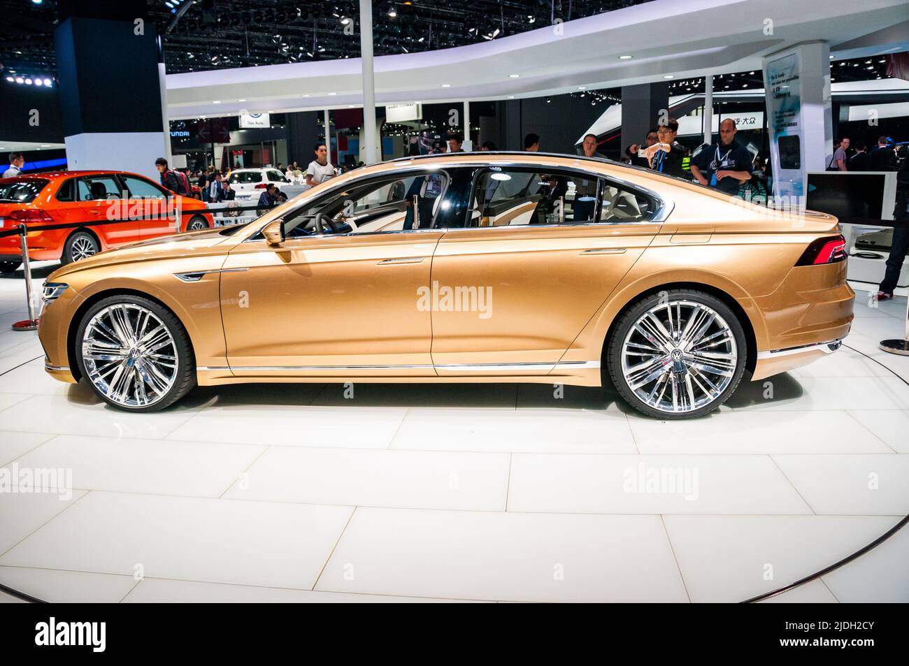 Volkswagen C Coupe GTE concept which became the China only Phideon, on ...