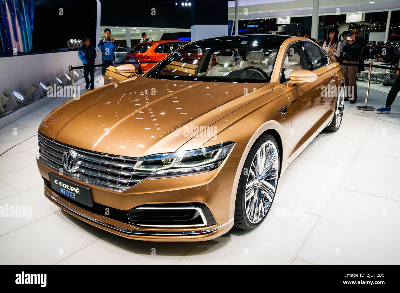 Volkswagen C Coupe GTE concept which became the China only Phideon, on ...