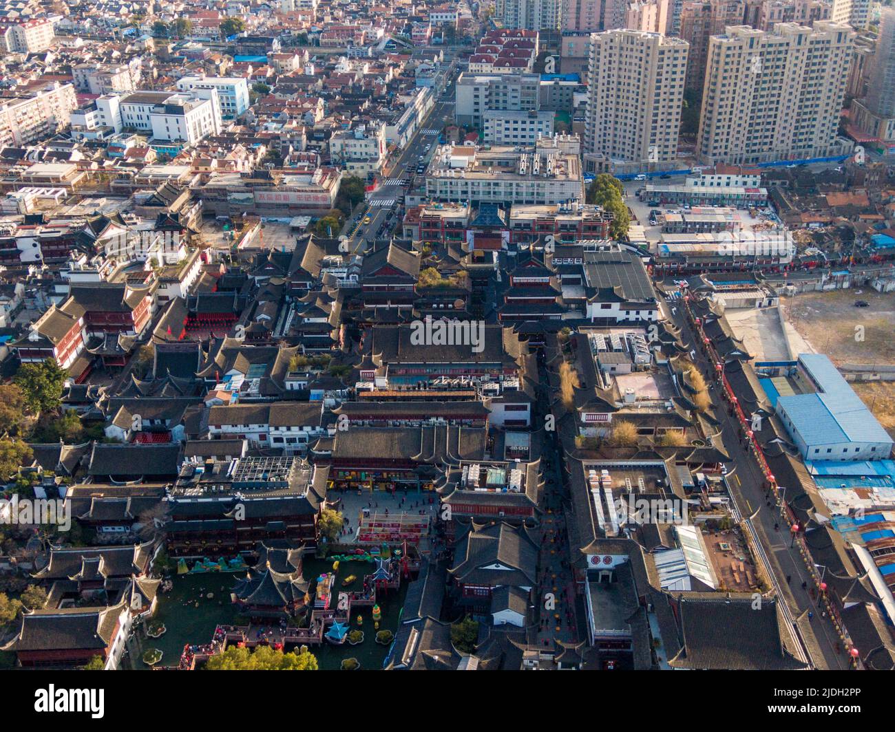 Aerial view of Yu Yuan (Yu Garden) at dusk during the lantern festival ...