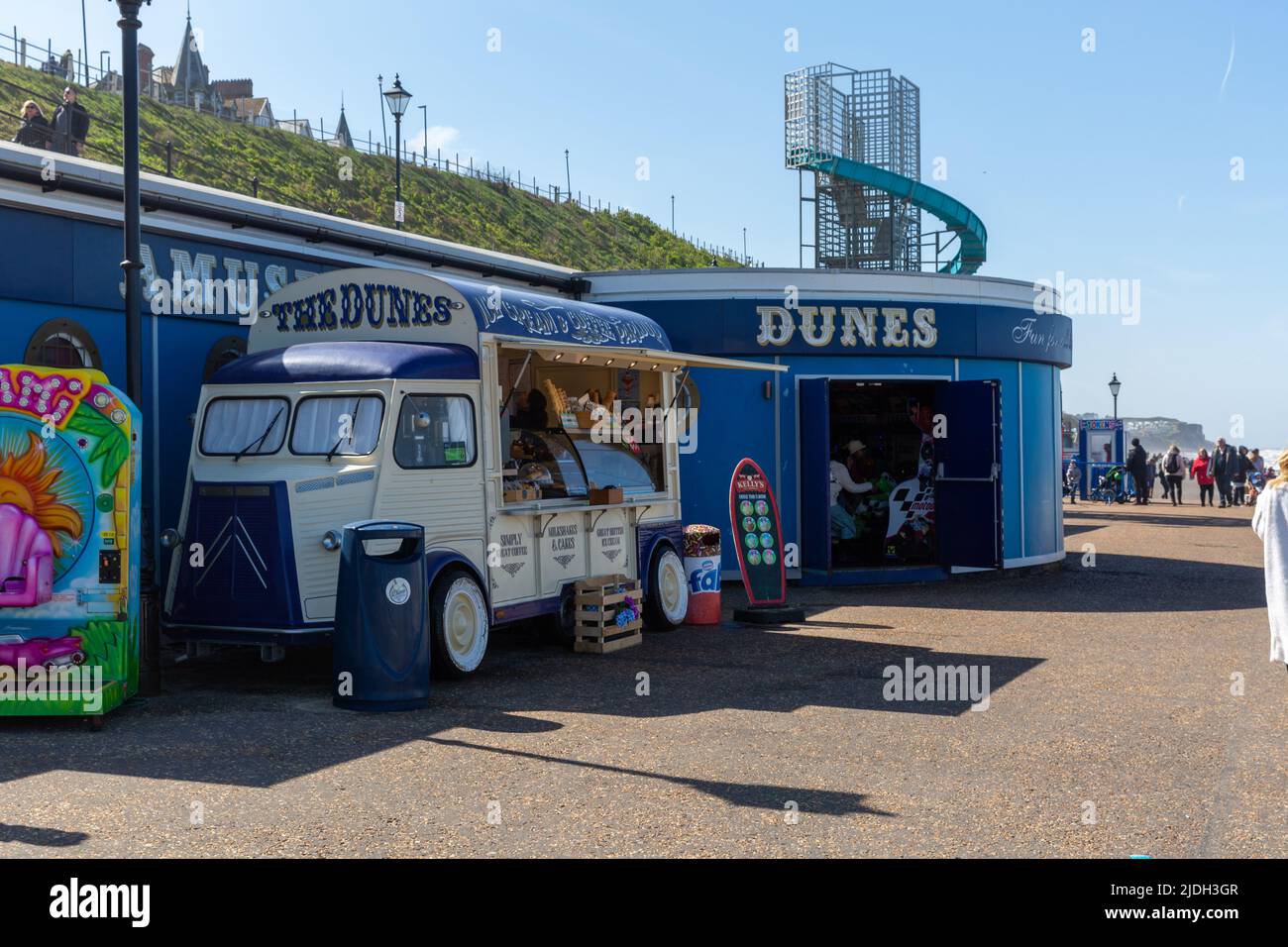 Cromer store hi-res stock photography and images - Alamy