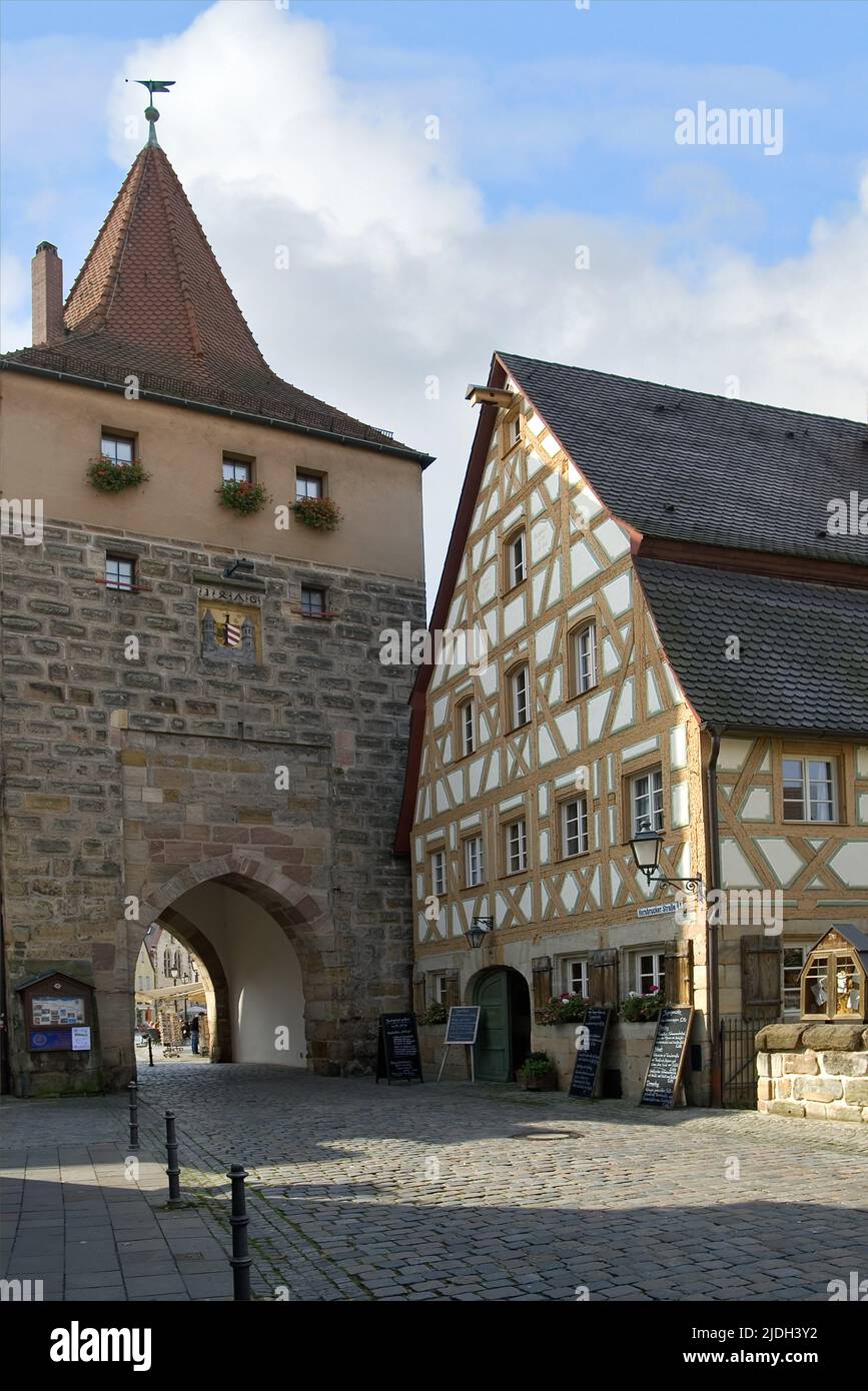 City gate vertical hi-res stock photography and images - Alamy
