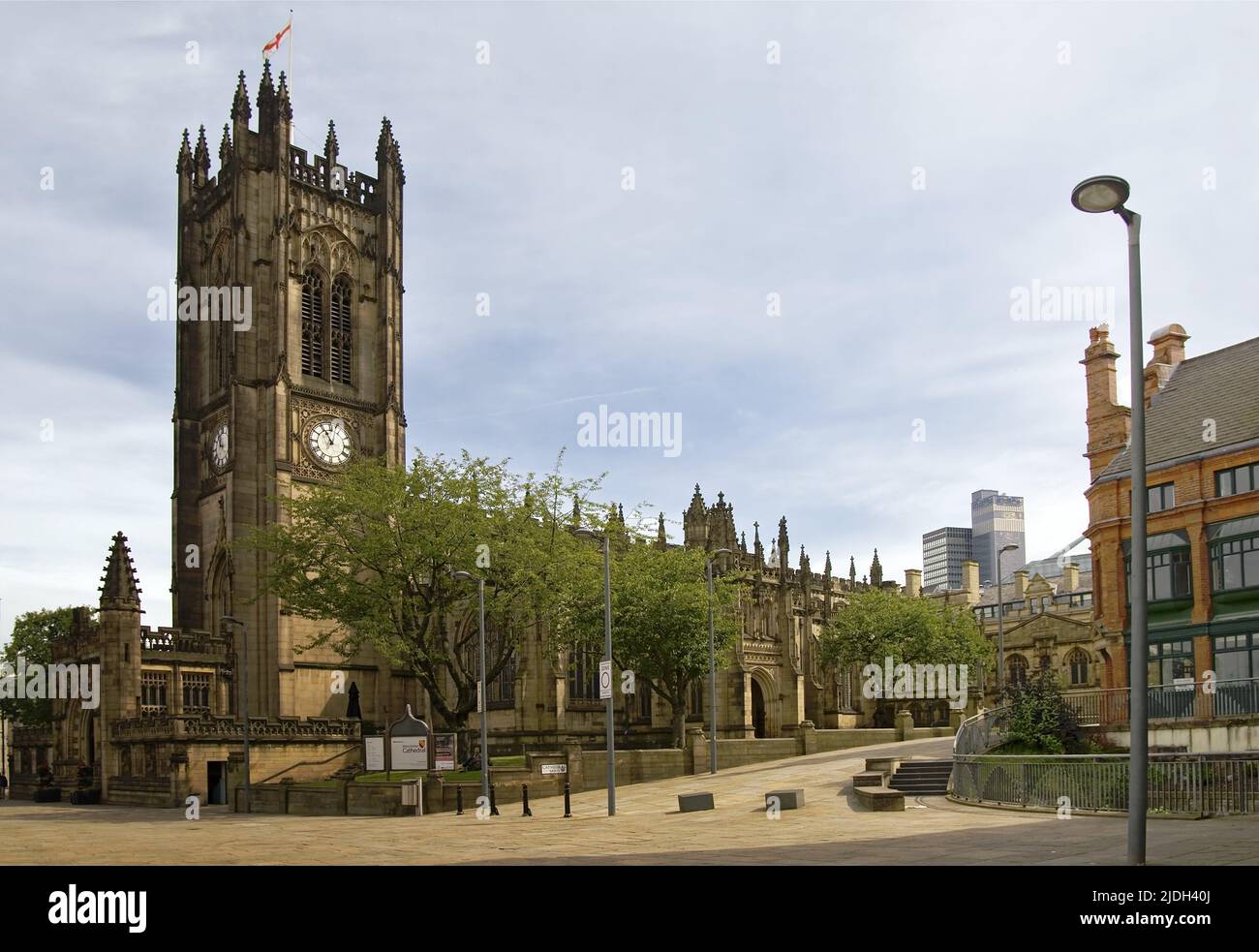 Manchester cathedral historical hi-res stock photography and images - Alamy