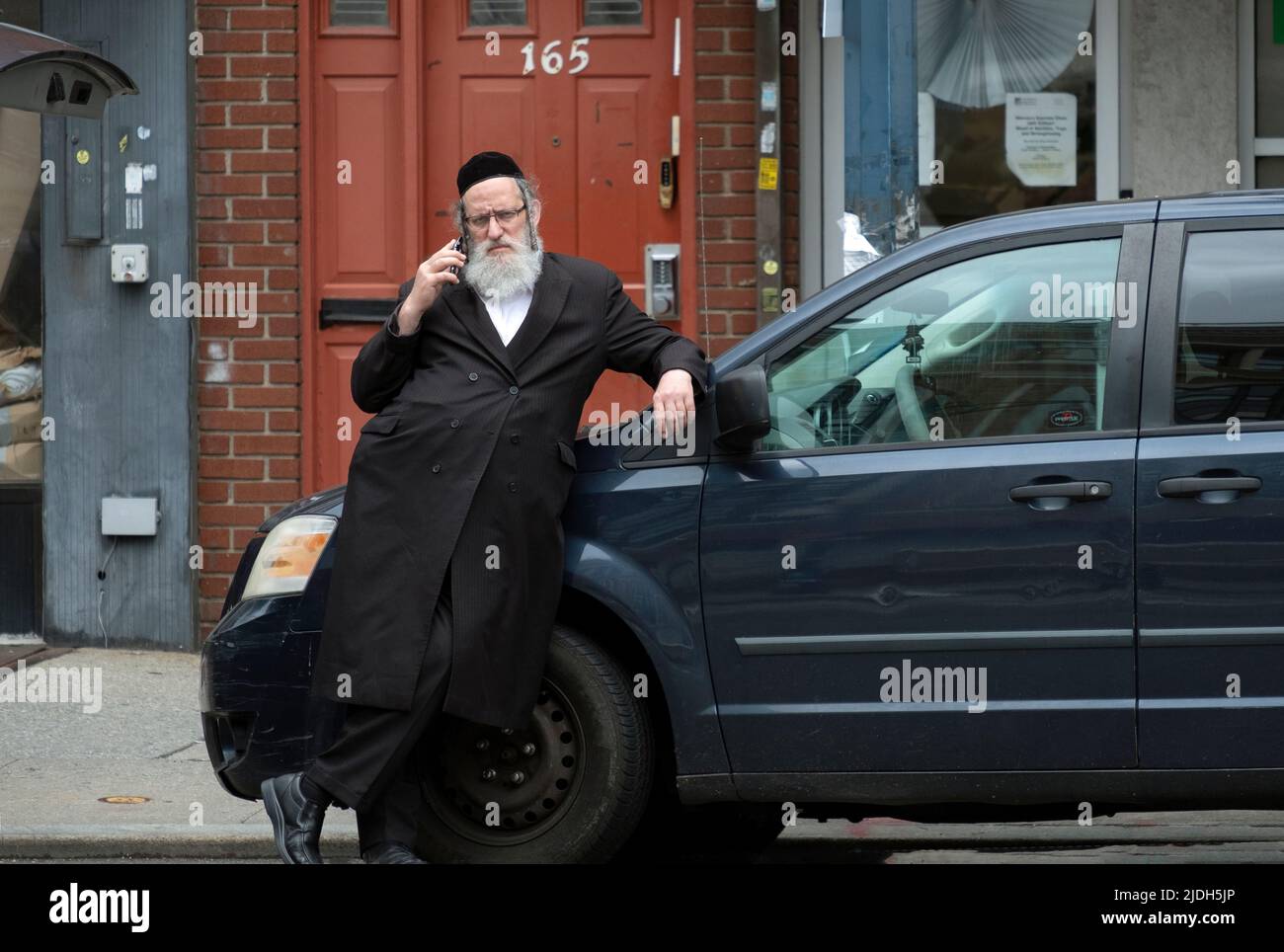 Conducting business hi-res stock photography and images - Alamy