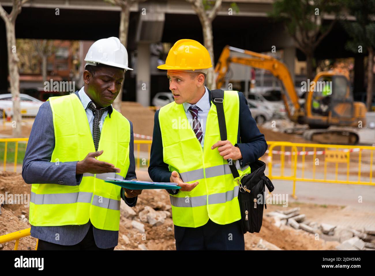 Project breakdown hi-res stock photography and images - Alamy