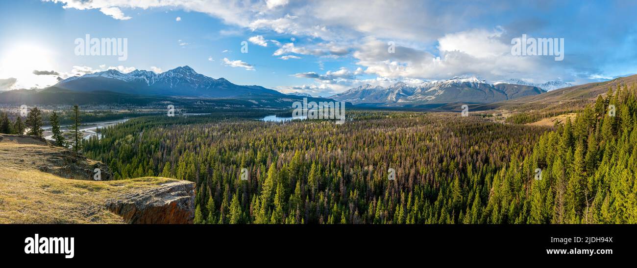 Jasper National Park Canadian Rockies beautiful scenery. Panoramic view ...