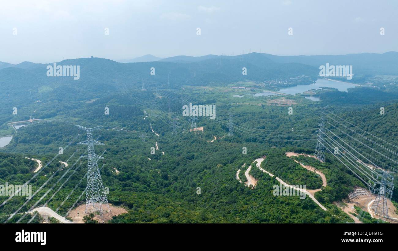 Transmission line china hi-res stock photography and images - Alamy