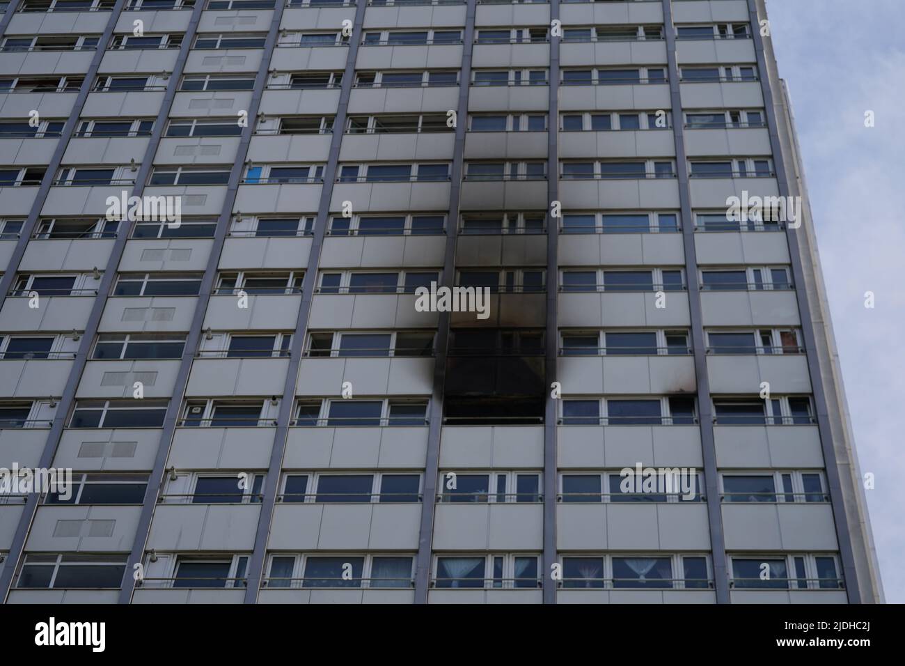 Shepherds bush tower block hi-res stock photography and images - Alamy