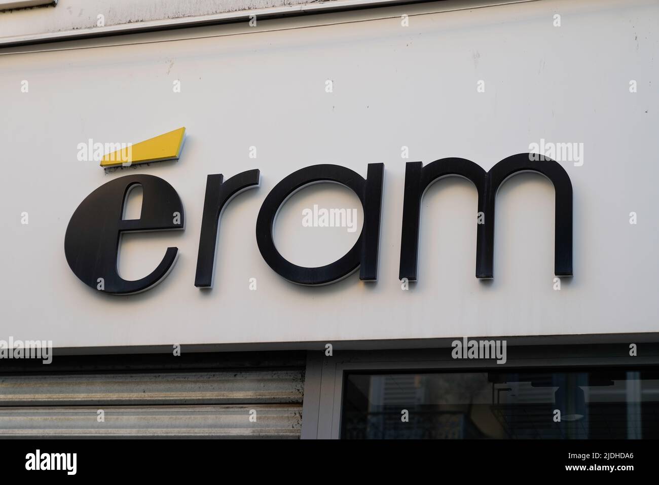 Bordeaux , Aquitaine France - 06 12 2022 : Eram logo brand and text ...