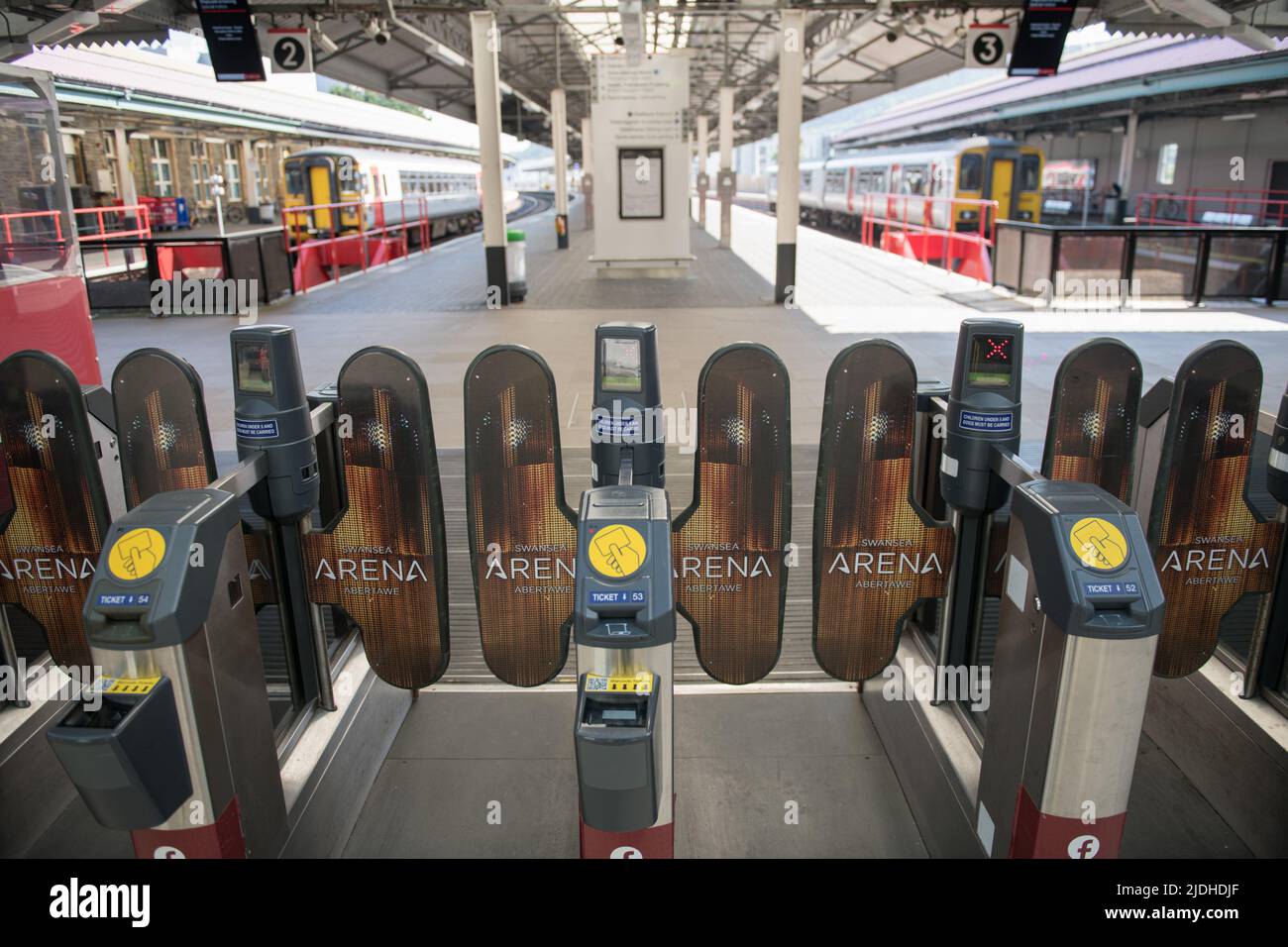 Swansea train hi-res stock photography and images - Alamy