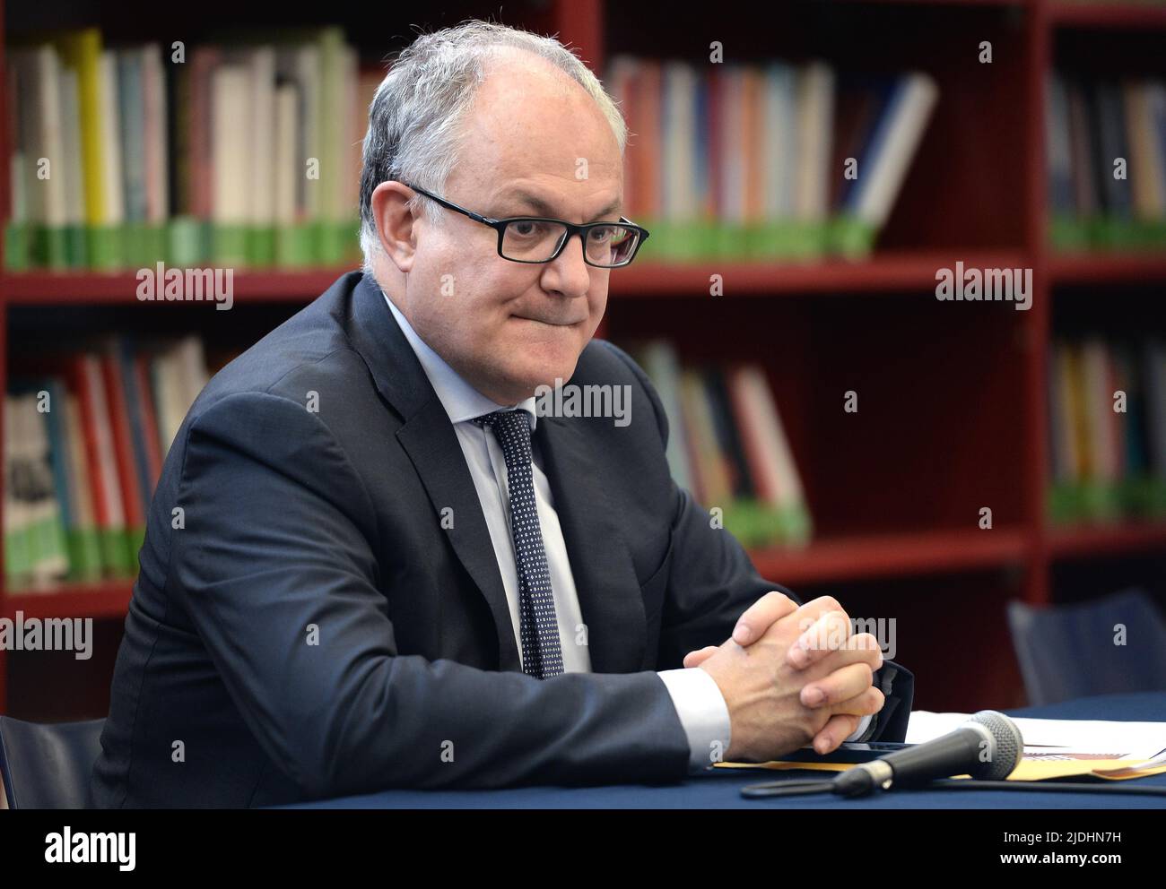 Roberto gualtieri mayor rome hi-res stock photography and images - Alamy