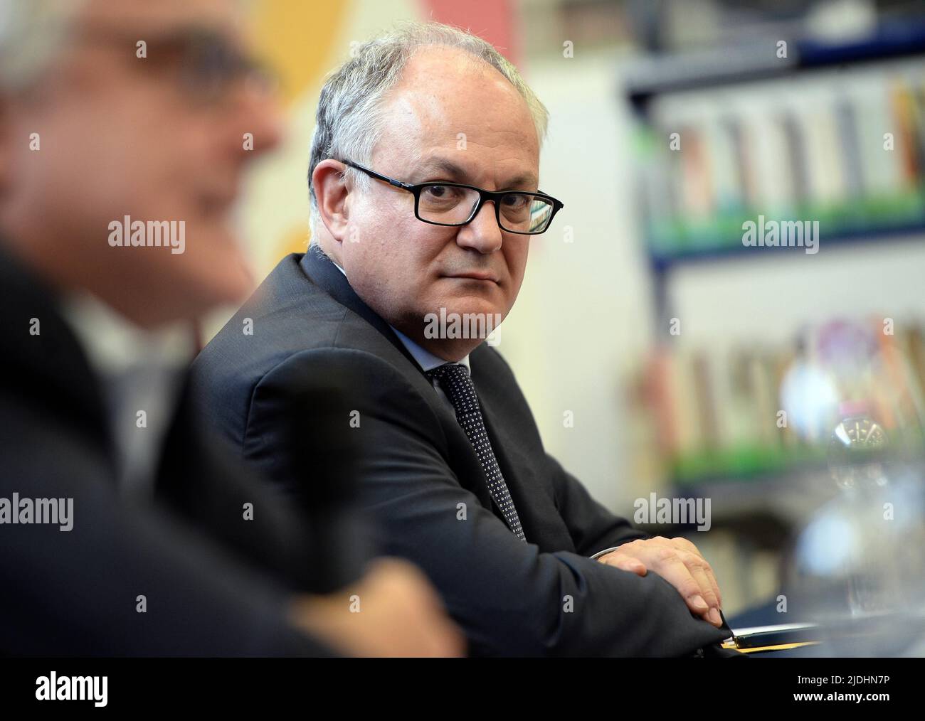 The mayor of rome roberto gualtieri hi-res stock photography and images ...