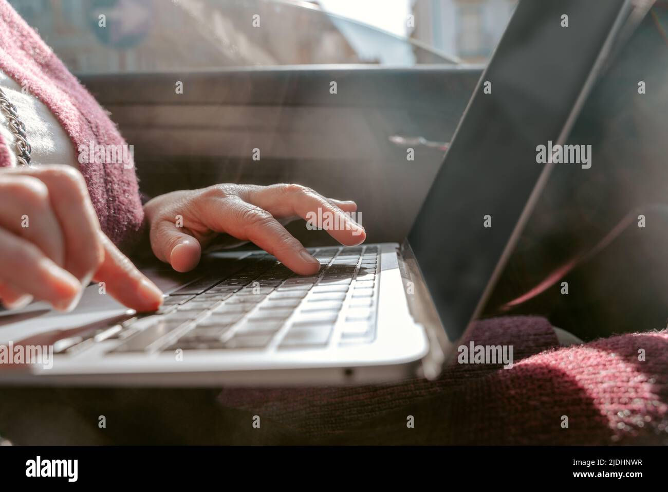 Working on laptop photo hi-res stock photography and images - Alamy