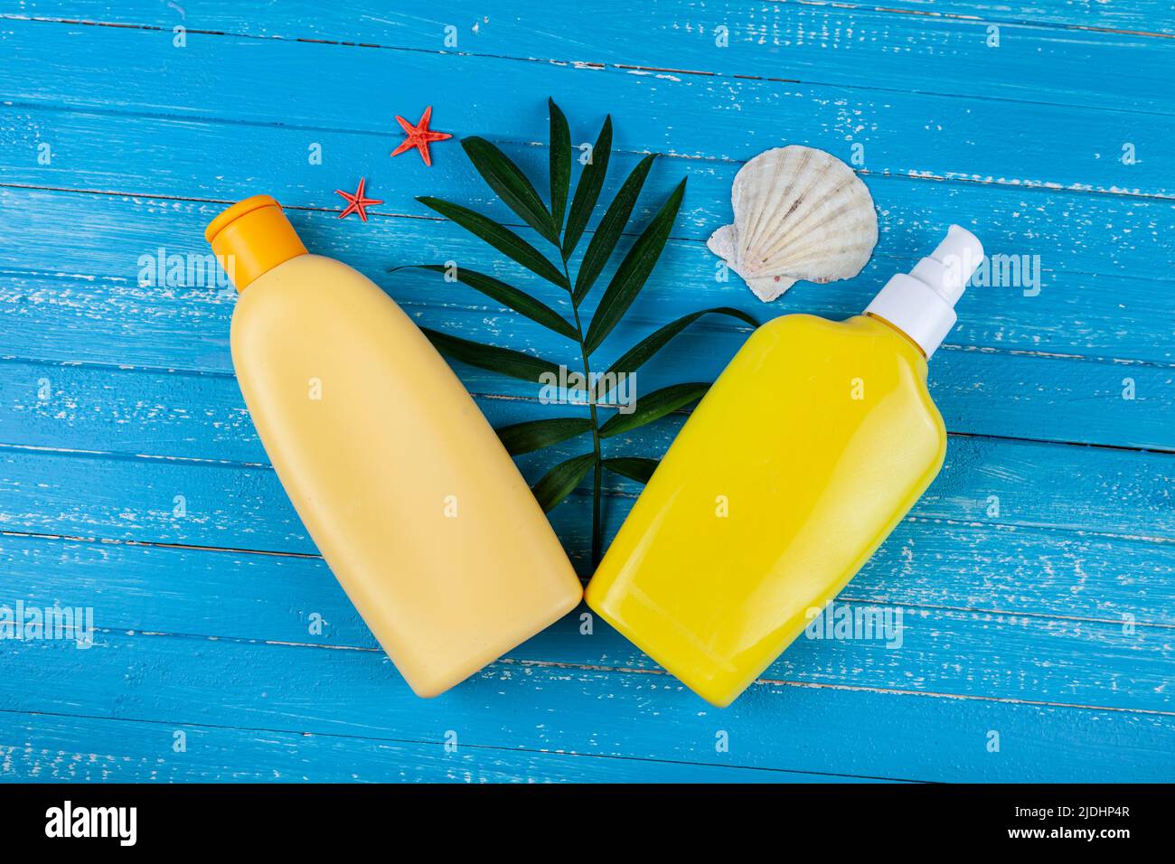 Flat lay composition sunscreen hi-res stock photography and images - Alamy