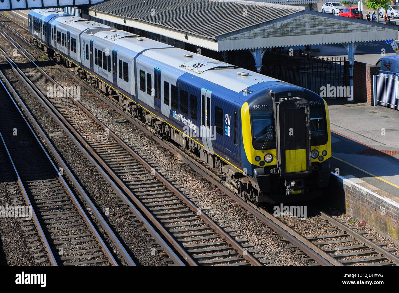 Swr platform hi-res stock photography and images - Alamy